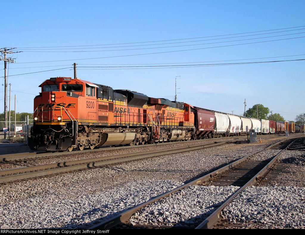 BNSF 9200